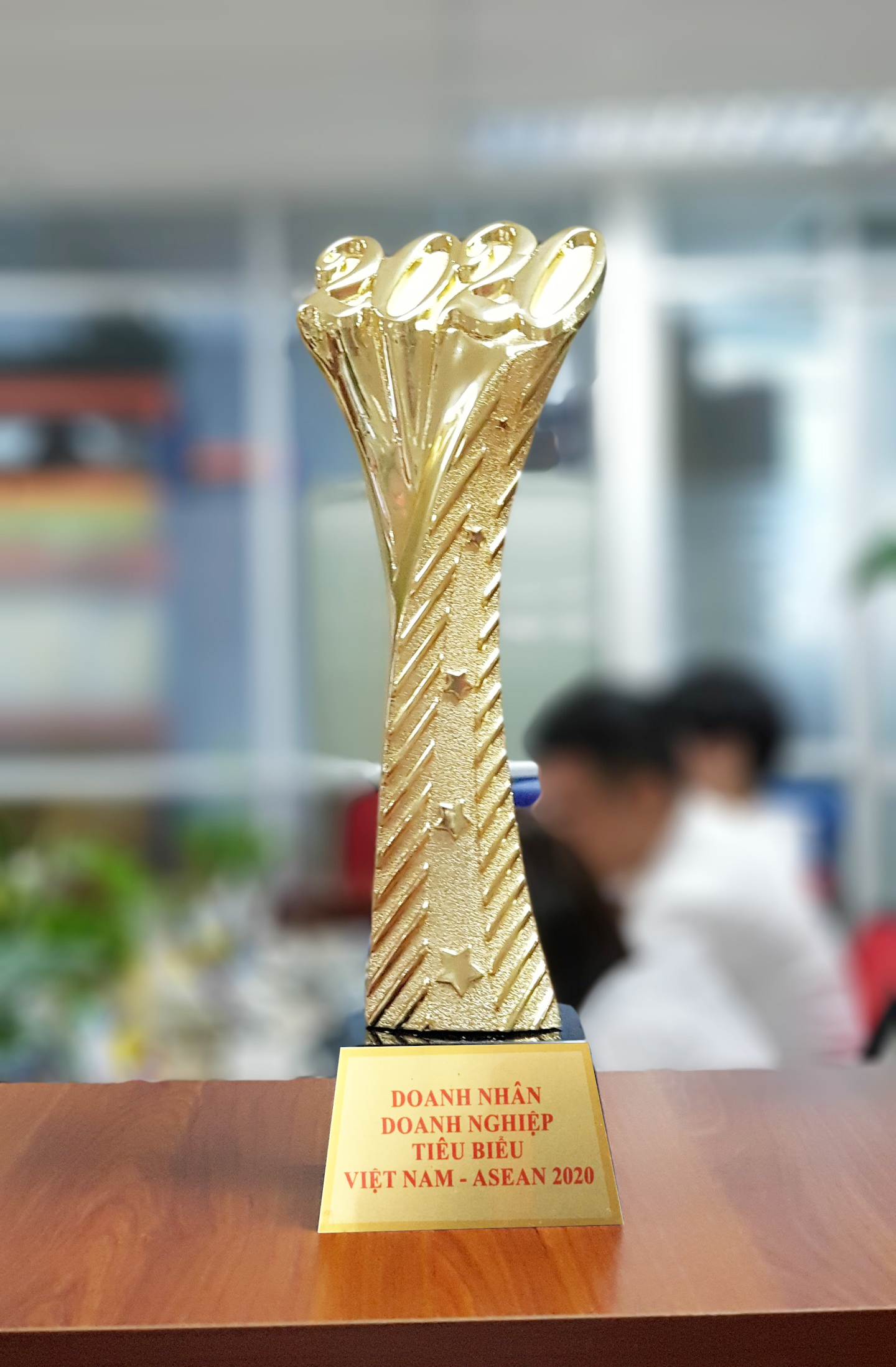 Avis Vietnam is honored to receive the award "Typical Enterprise of ...